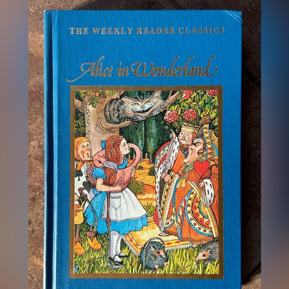 Other | Vintage 1983 Alice In Wonderland Weekly Reader Classic ...